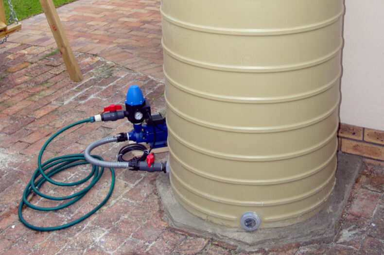 How To Build a DIY Rainwater Collection System - Climatebiz